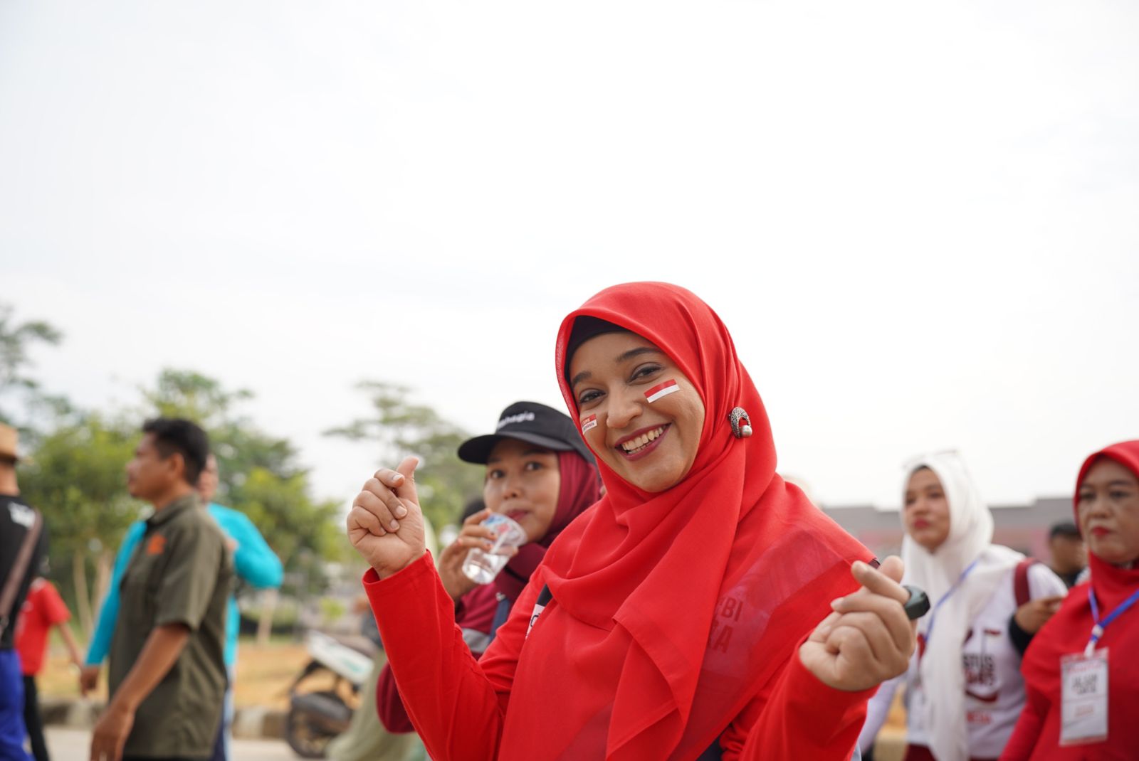 Semarak Kemerdekaan RI ke-79: dr. Nadiyah, Istri dr. Maulana, Memberikan Energi Perjuangan di ...